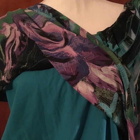 Spense | Tops | Romantic Sleeveless Top With Ruffle Around Neck | Poshmark